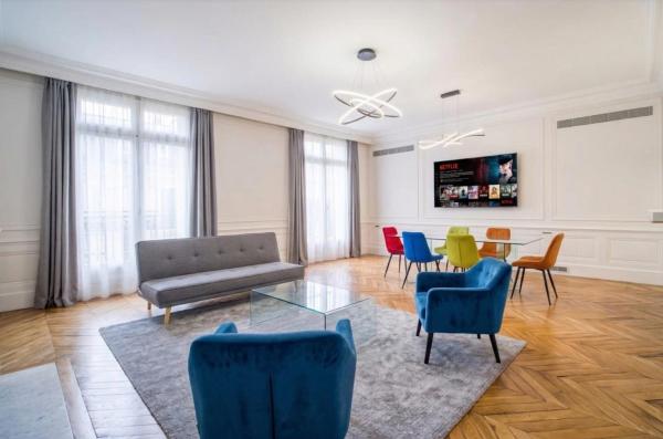 3br Champs De Mars General Camou - Paris