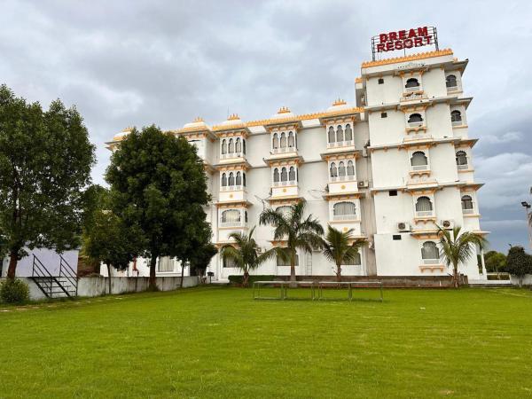 Dreams Resort Udaipur - Udaipur