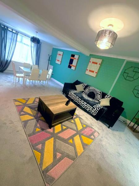 Miskin House Retreat - South Wales