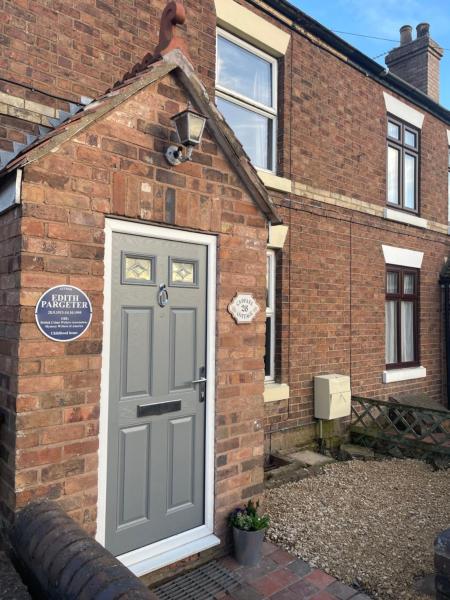 Cottage Near Ironbridge Childhood Home Of Author - Telford