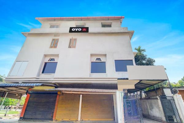 Hotel O Aatithya Lodge - Guwahati