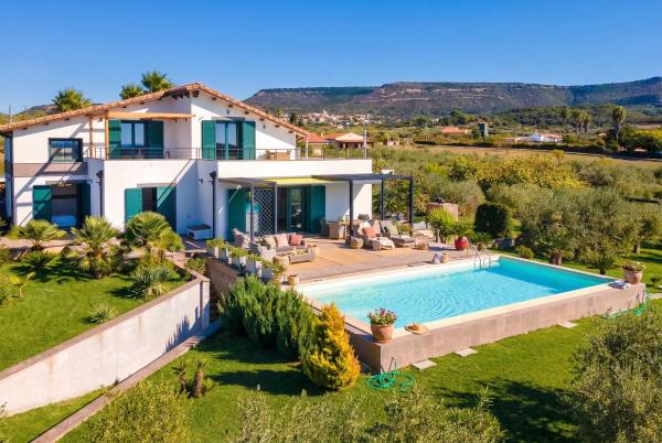 Luxury Sunshine Villa In Alghero With Pool And Sea View - Alghero