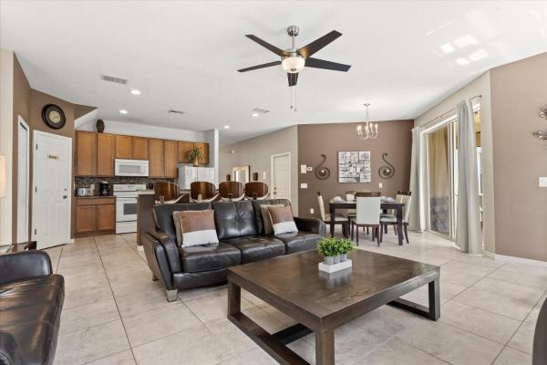 4 Bedrooms - 4 Bathrooms - Bella Vida 440 Lf - Florida