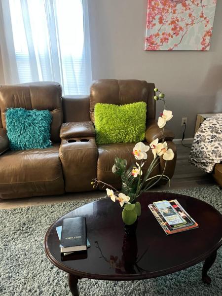 Cozy 2br Apartment Near Fsu,famu & Hospitals Ideal For Nurses & Profesionals - Tallahassee, FL