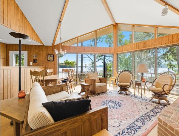 Family Retreat On Lake Winnipesaukee - Wolfeboro, NH
