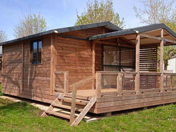 Chalet - 5 Pers., Animaux Ok - Api-1-52-2306 - Cantal