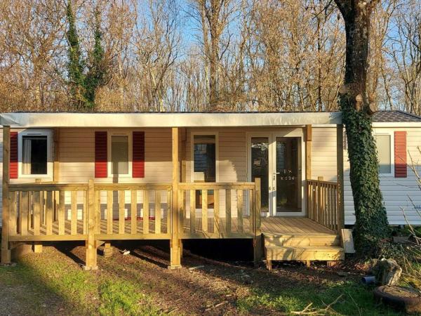 Mobil-home Confortable - 4 Pers. - Api-1-52-2562 - Charente