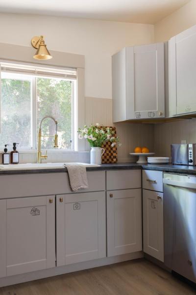 Comfy Home With Game Room & Back Yard - Kid Friendly - Spring Valley, CA