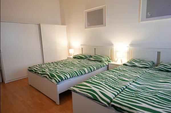 Cosy Central Bright Apartment - Schwechat