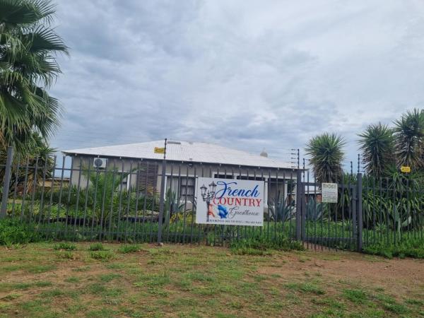 French Country Guest House - Bloemhof