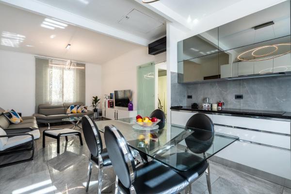 Dreaming Florence Apartment 10 Min Tram T2 To Center&airport - Florence