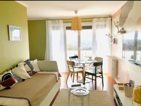 Appartement Lumineux Et Calme - Vue Panoramique - Évreux