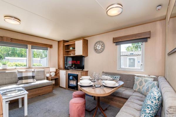 3 Bedroom Caravan At Seton Sands - Near Edinburgh - Free Wifi - Musselburgh
