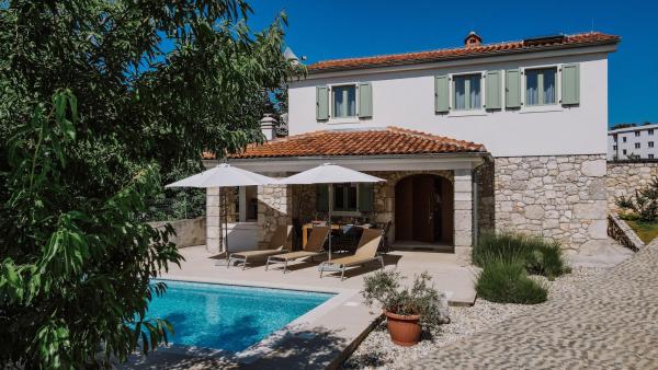 Villa Lu 2 Krk By Villas Guide - Njivice