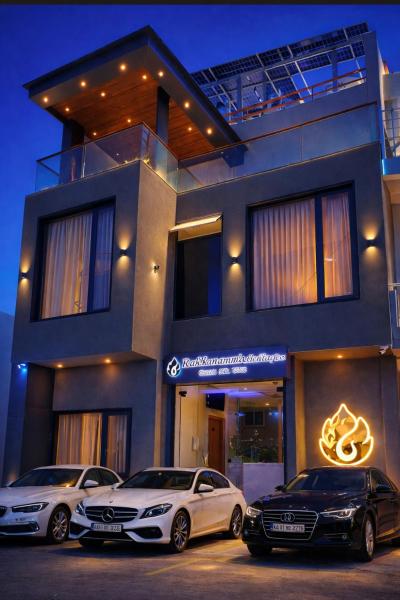 Rukkmannie Holiday Inn - Ujjain