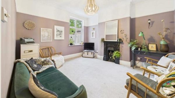 Large Boldmere 3br Home With Parking Ideal For Families, Contractors & Groups - The Royal Town of Sutton Coldfield