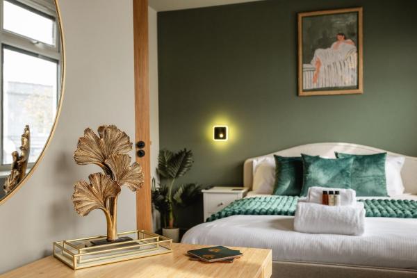 Westbury Collection - The Trym Suite - Brístol