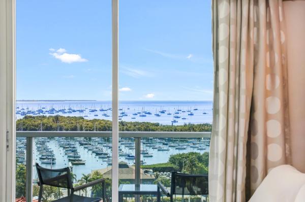 Studio At Arya Hotel Coconut Grove, Free Parking & Balcony - Coral Gables, FL