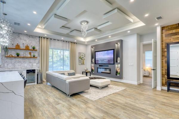 Beautiful Luxury House With Hot Tub - 노스 포트