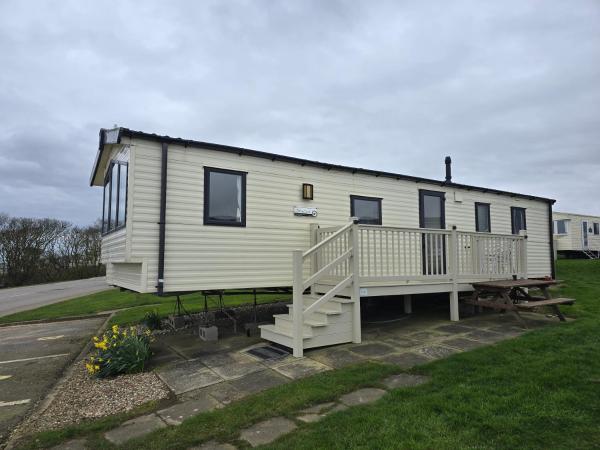 Seaside Caravan Home - 요크셔