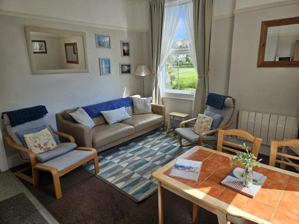 Abbey View Holiday Flats - Totnes