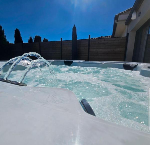 Gîte Douce Harmonie & Grand Spa 5 Places -Privatif - Cocon Au Calme - 5 Min Carcassonne - Carcassonne