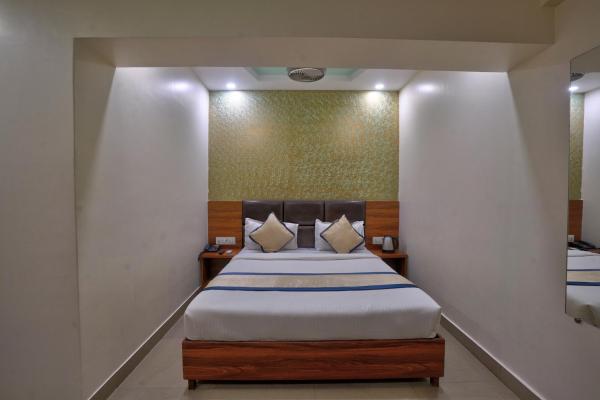 Hotel Saineel Residency - Mumbai