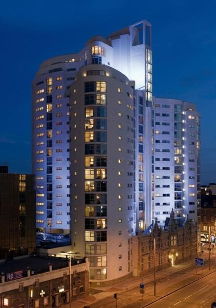Cardiff City Center - Free On-site Parking - Barry