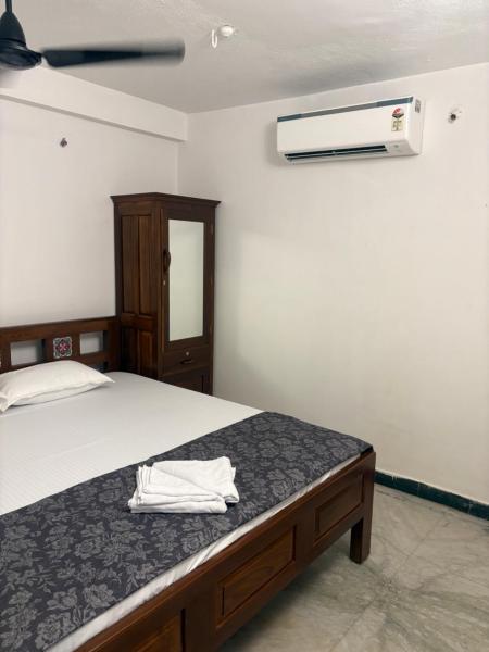 Rainbow721 Earth - Strictly No Alcohol, Cooking Allowed Is Pure-veg Only - Puducherry