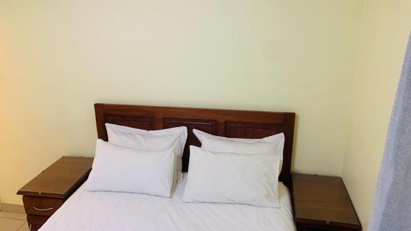 Two Bedroomed Apartment - 200m From Mandahill Mall - Lusaka