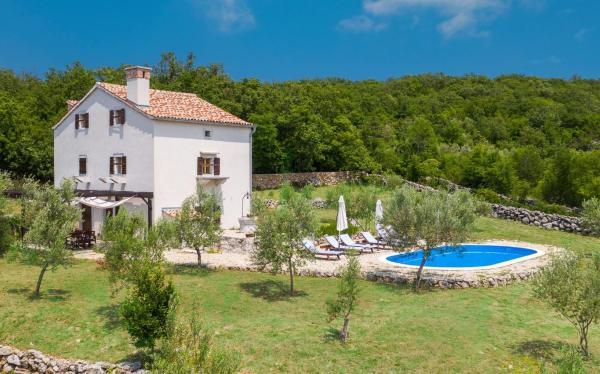 Rustic Holiday House Harmonie With Private Pool And Large Garden - Kapovci, Island Krk - Krk