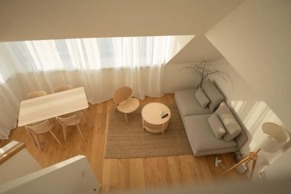 Penthouse With A Terrace Near Schonbrunn Palace - Viyana