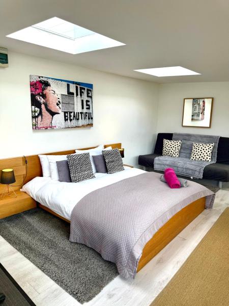 The Studio Christchurch B&b Luxury Garden Room - Bournemouth