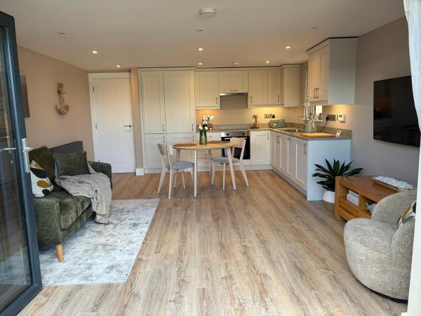 Westbay Hideaway - Coleraine, UK