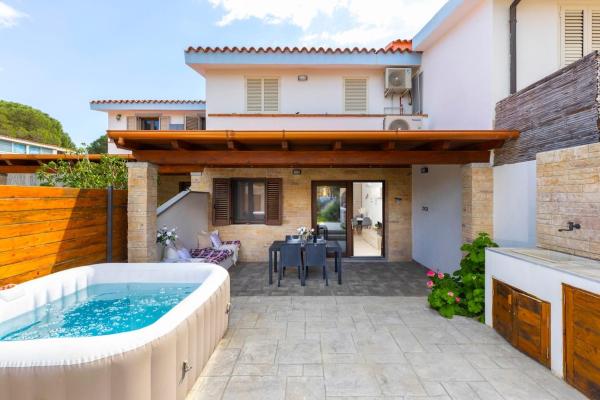 Jacuzzi E Giardino, 200mt Spiaggia San Giovanni - Siniscola