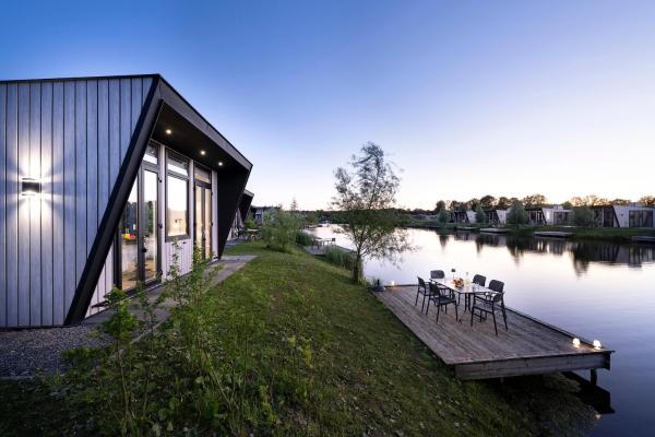 De Ijssel Eilanden Chalet Waterfront Kampen Nr 728 - Kampen