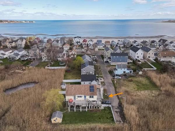 Stunning Sunsets & Coastal Charm - Stratford, CT
