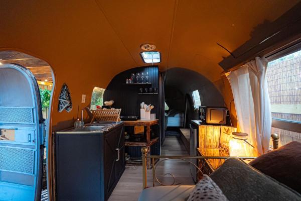 Tarzans Airstream Retreat - Tampa, FL