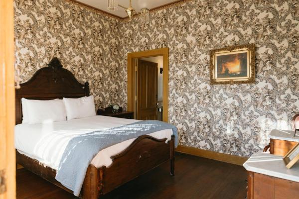 Cosmopolitan Hotel - San Diego, CA