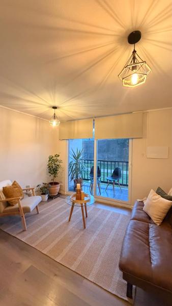 Departamento Cómodo Con Terraza Y Estacionamiento Privado - Valdivia