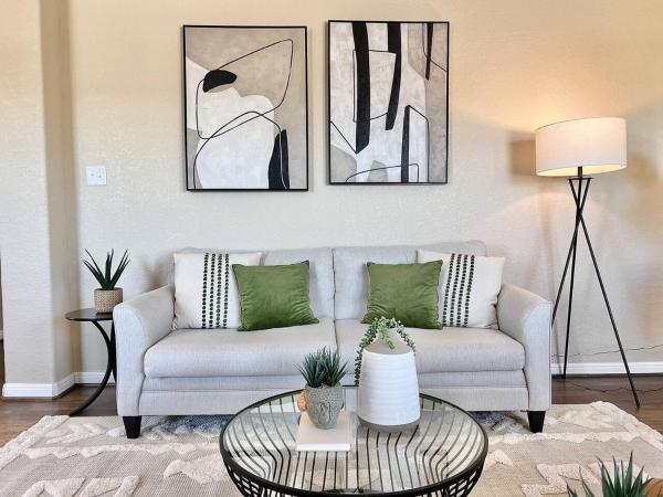 4br Home San Antonio, Prime Location, Fast Wi-fi-sr - San Antonio, TX