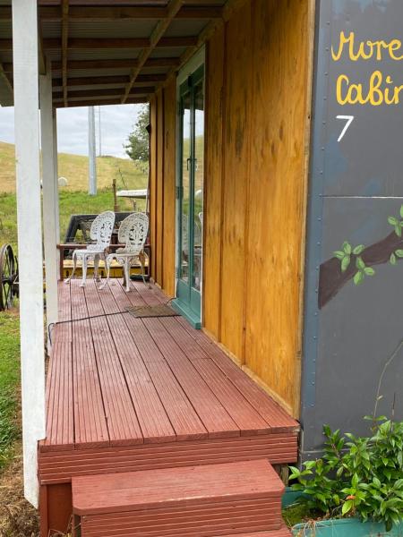 Waitomo Farmstay - Morepork Cabin 7 - Otorohanga