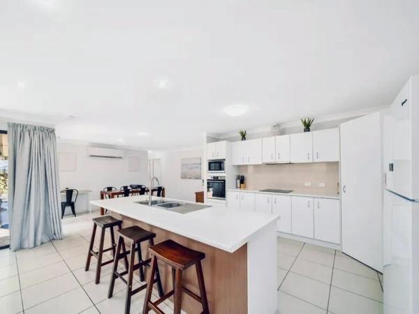 Sandstone Pt Pet Friendly 4-bedroom Home - Caboolture