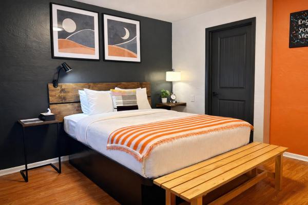 The City Center Motel - Medford, OR