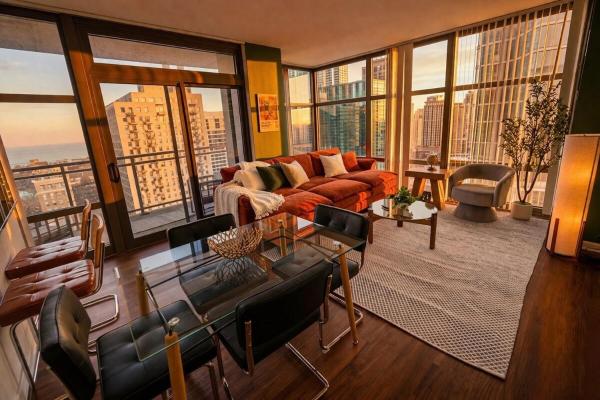 21st Floor Skyline 2br Near Grant Park & Field Museum - Chicago