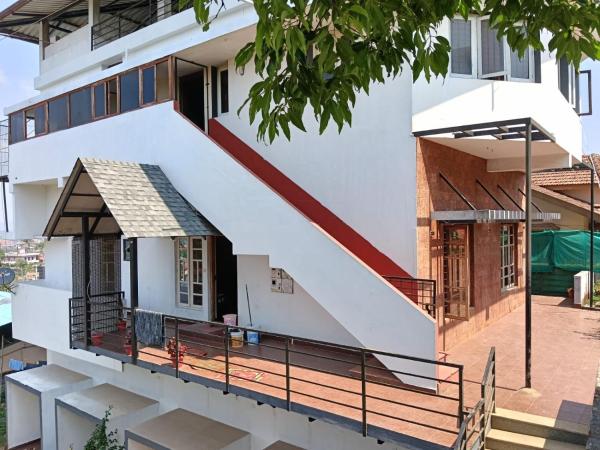 Coorg Rest House - Kodagu
