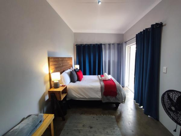 Megabean Guest Rooms & Coffee Shop - Swellendam