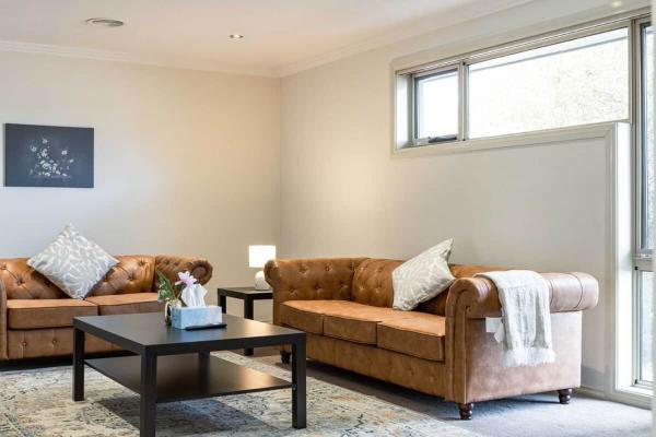 Forde Family Oasis 4br Near Gungahlin Town Centre - Canberra