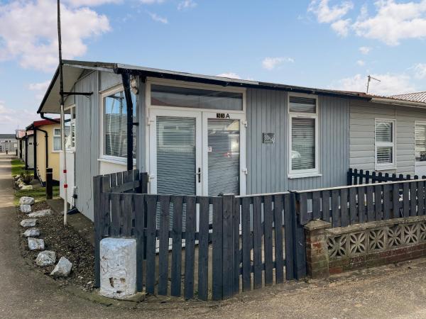 Pop's Retreat - Flamborough