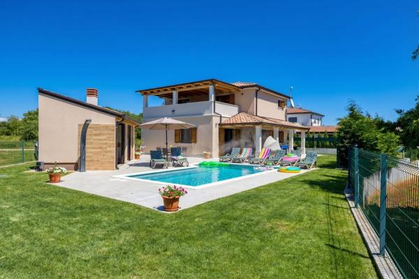 Pool And Fun Villa Stella Klarici- Happy Rentals - Peroj